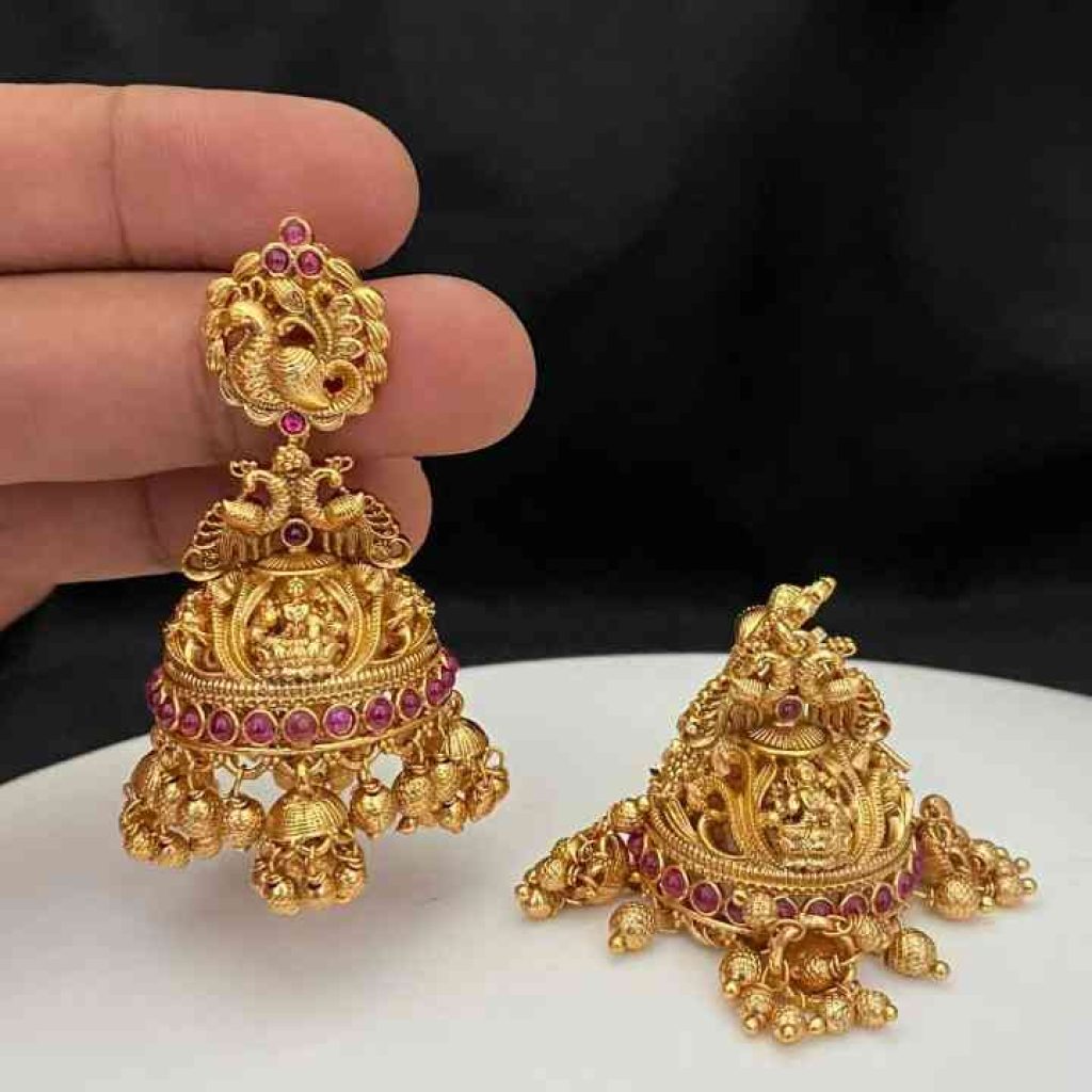 Bridal Gold Jhumka Design : सबसे हटके डिज़ाइन (2023)